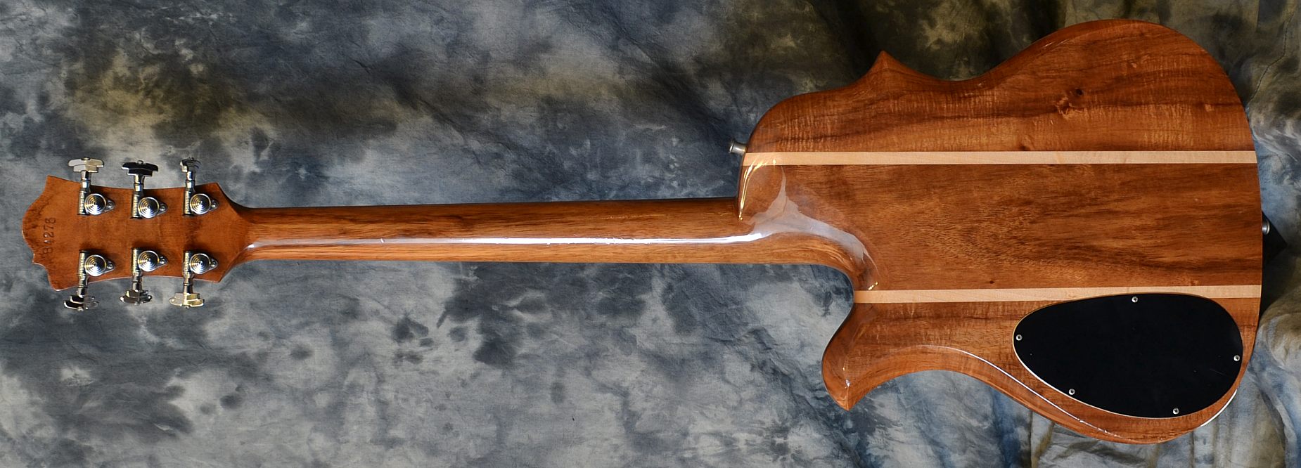 BC Rich Seagull 1980 - archive.12fret.com